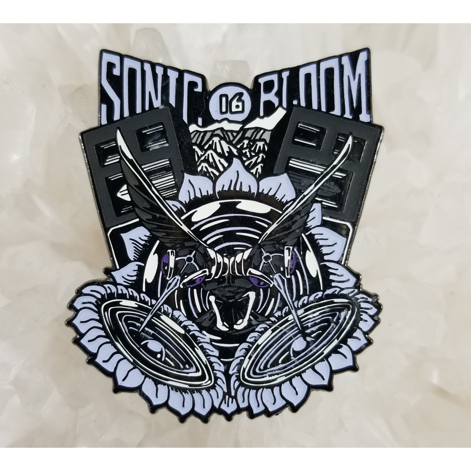 Sonic Bloom Festival Flower Speaker Blast Blue Enamel Hat Pin ...